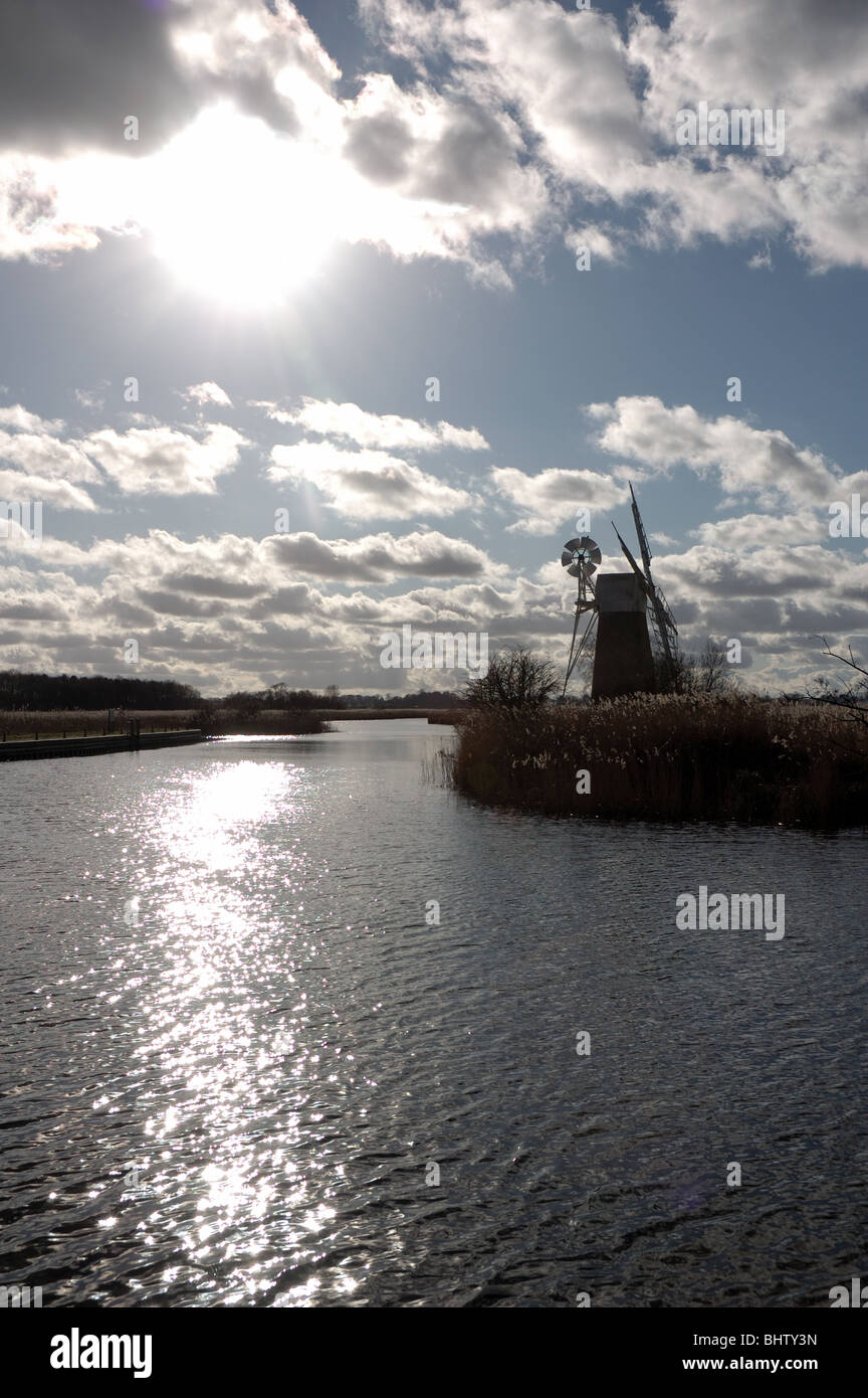 Turf Fen drainage mill, How Hill, Norfolk, Broads National Park, UK ...