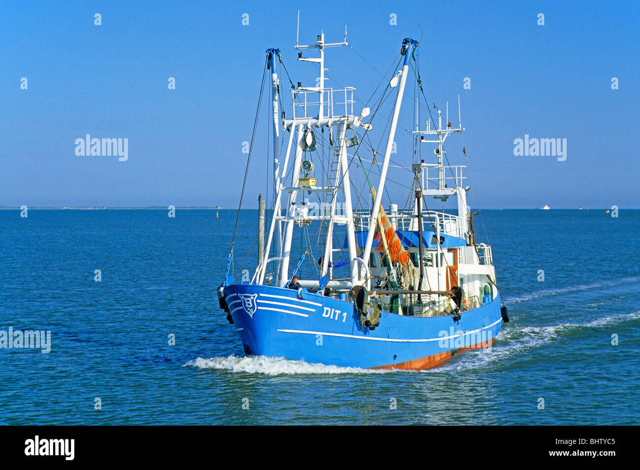Fishing smack hi-res stock photography and images - Alamy