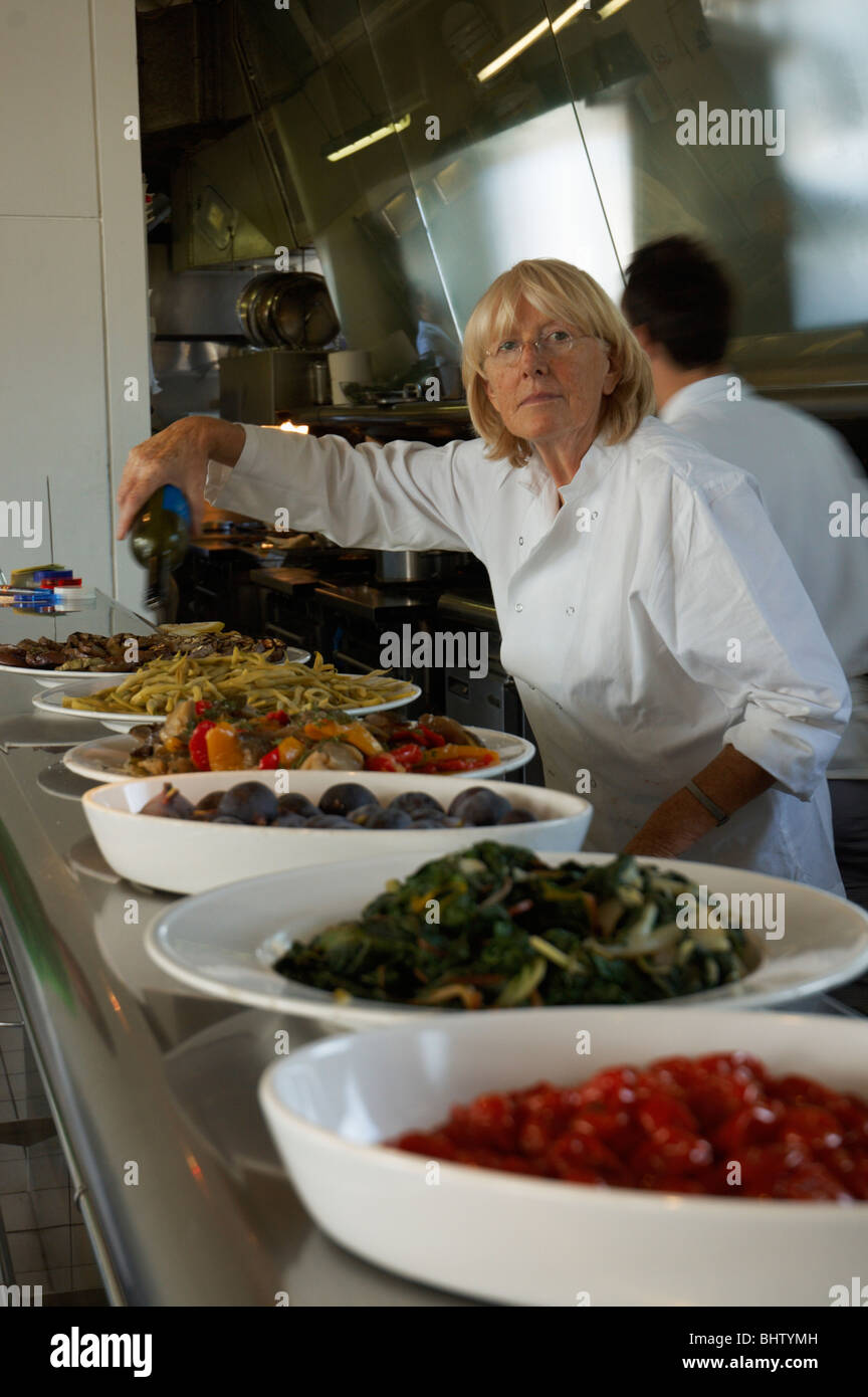 Rose gray chef hi-res stock photography and images - Alamy