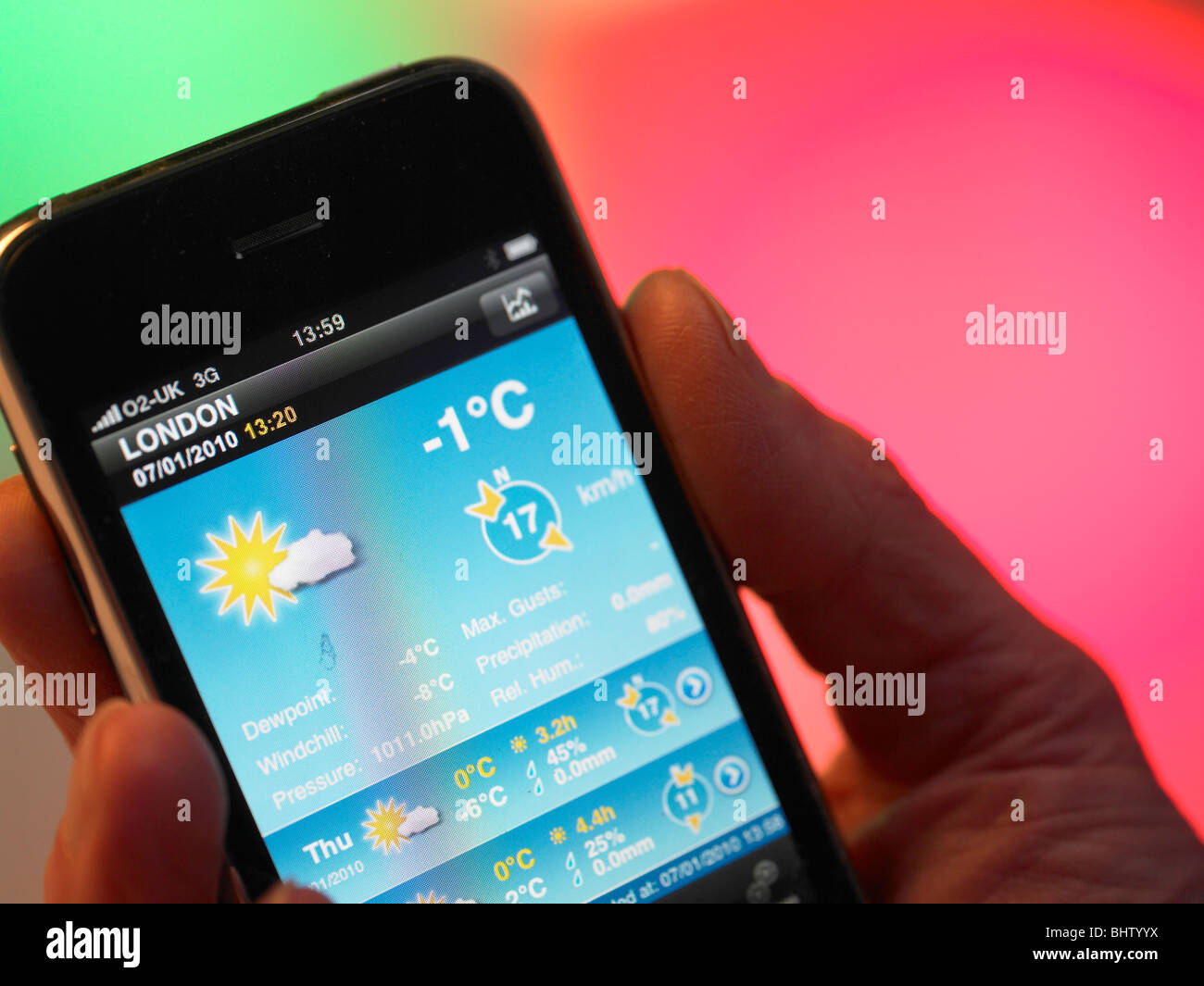 Weather reports hi-res stock photography and images - Alamy
