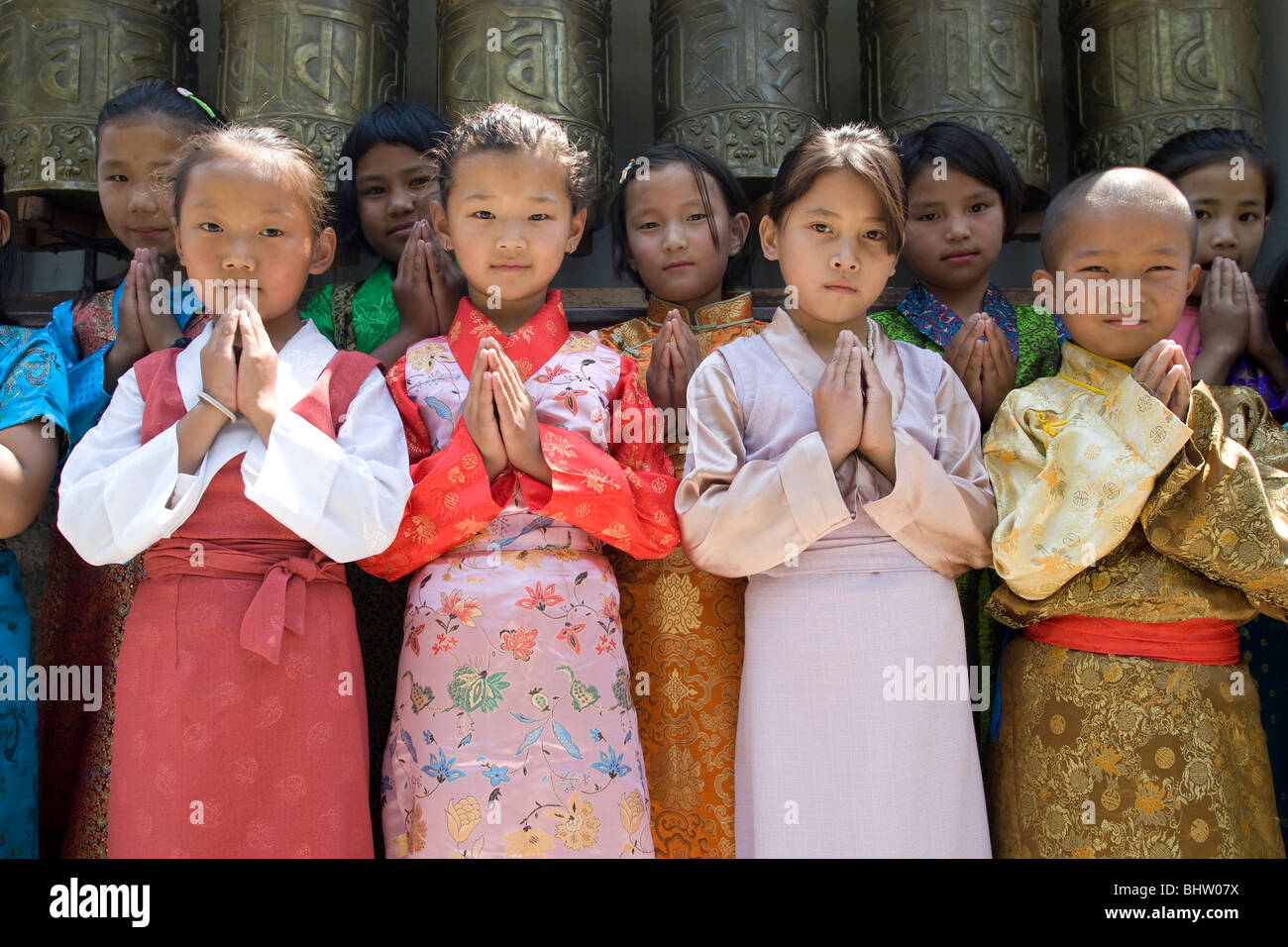 Crianca Tibetana Could Tibetan Kids Lose Their Native Tongue?