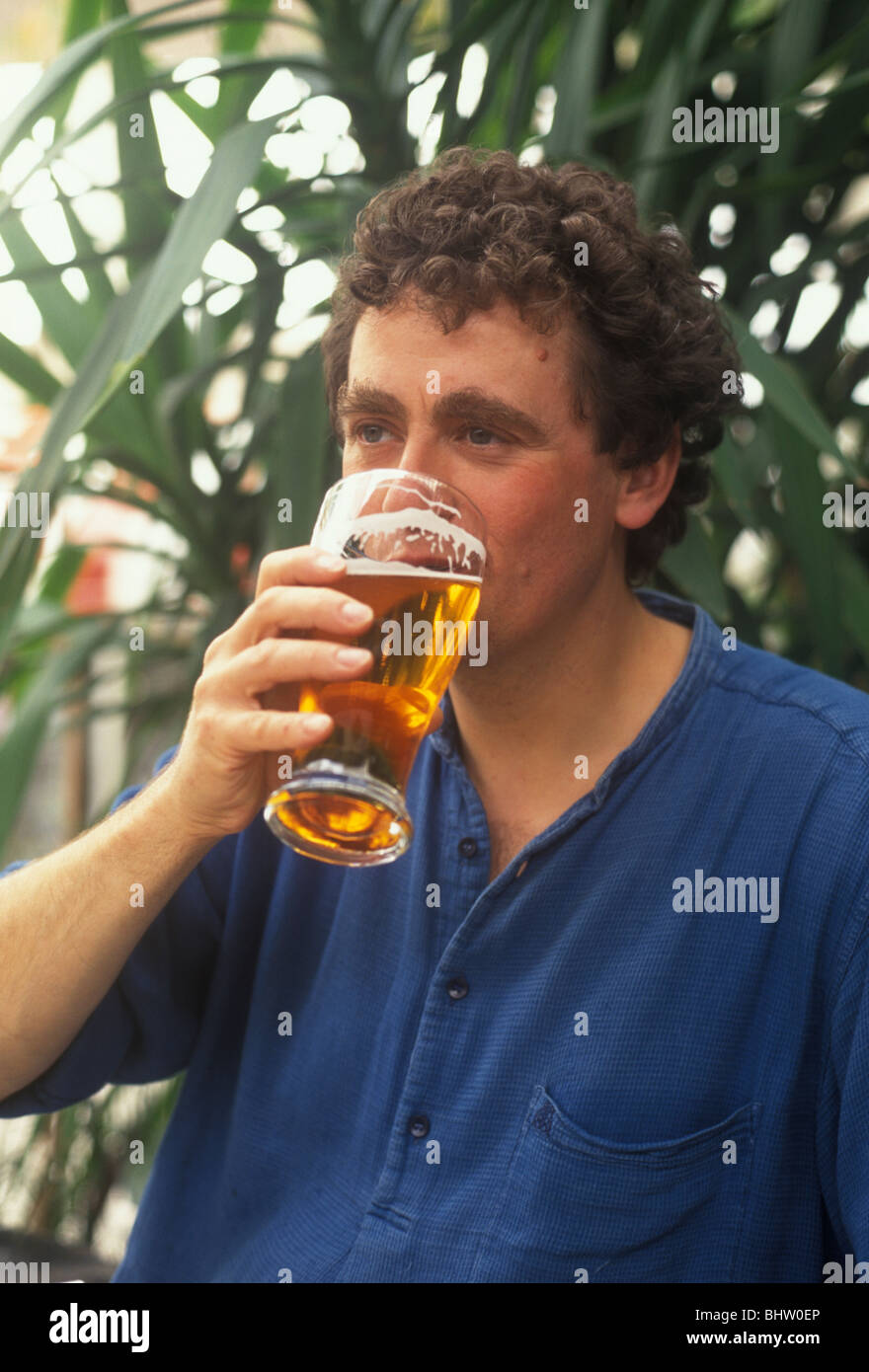 Pint of larger hi-res stock photography and images - Alamy
