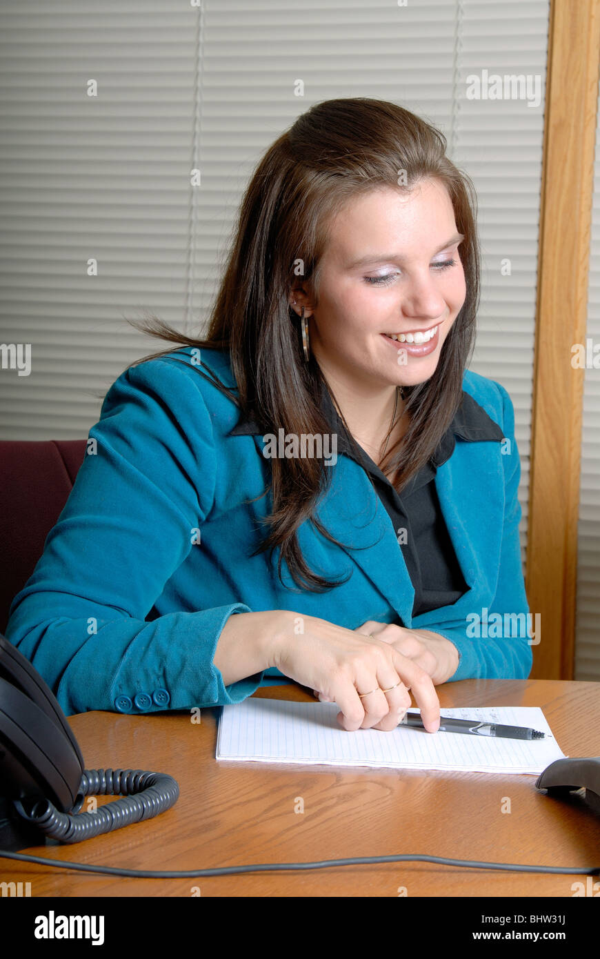 Person sat at desk in office hi-res stock photography and images - Alamy