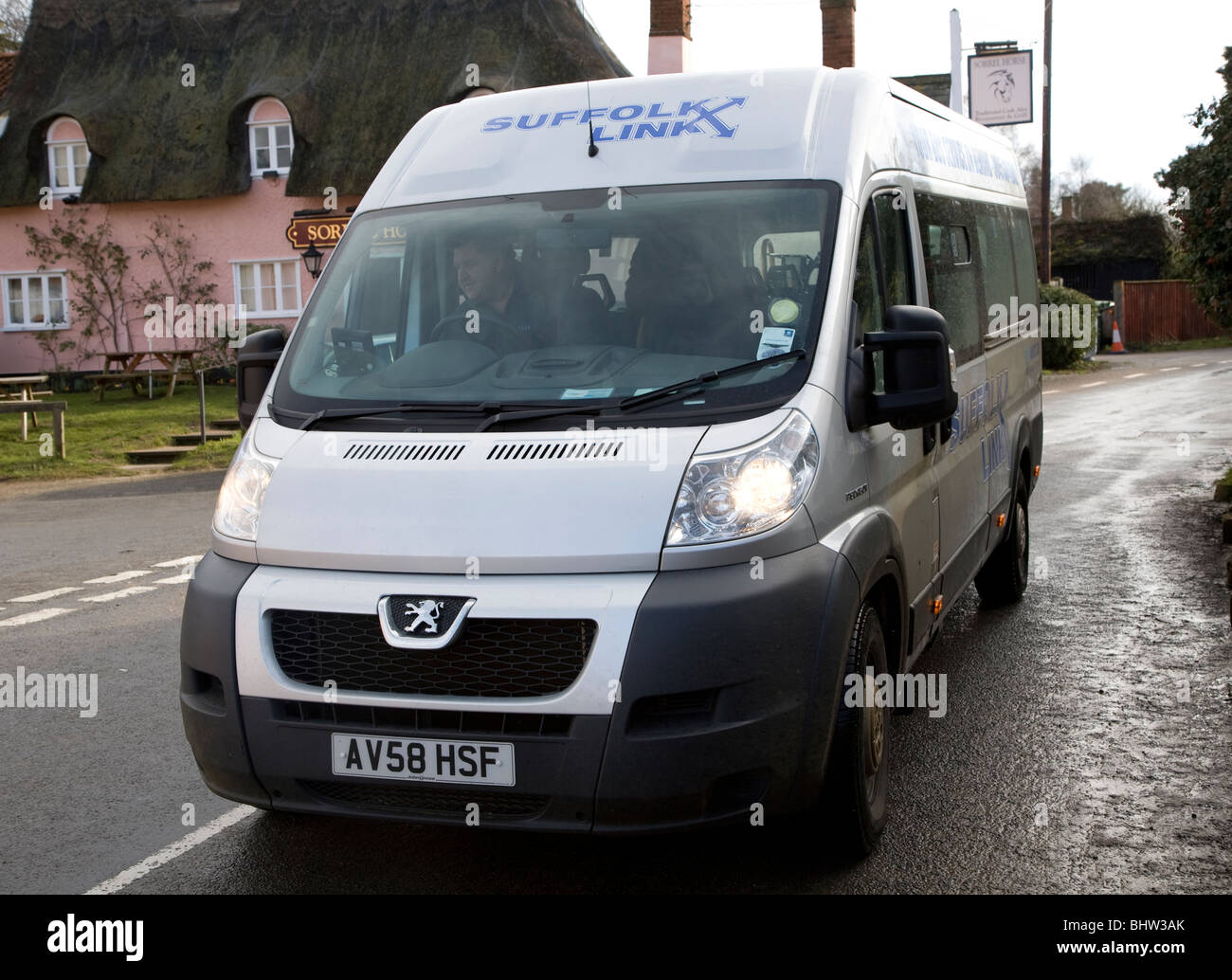 Minibus bus hi-res stock photography and images - Alamy