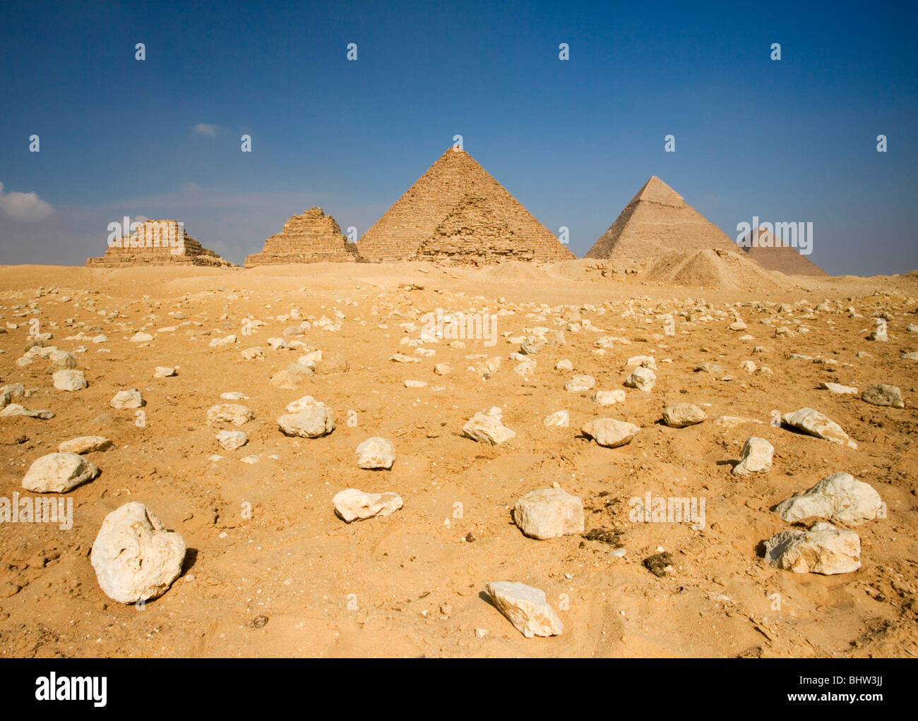 Egypt pyramid construction hi-res stock photography and images - Alamy