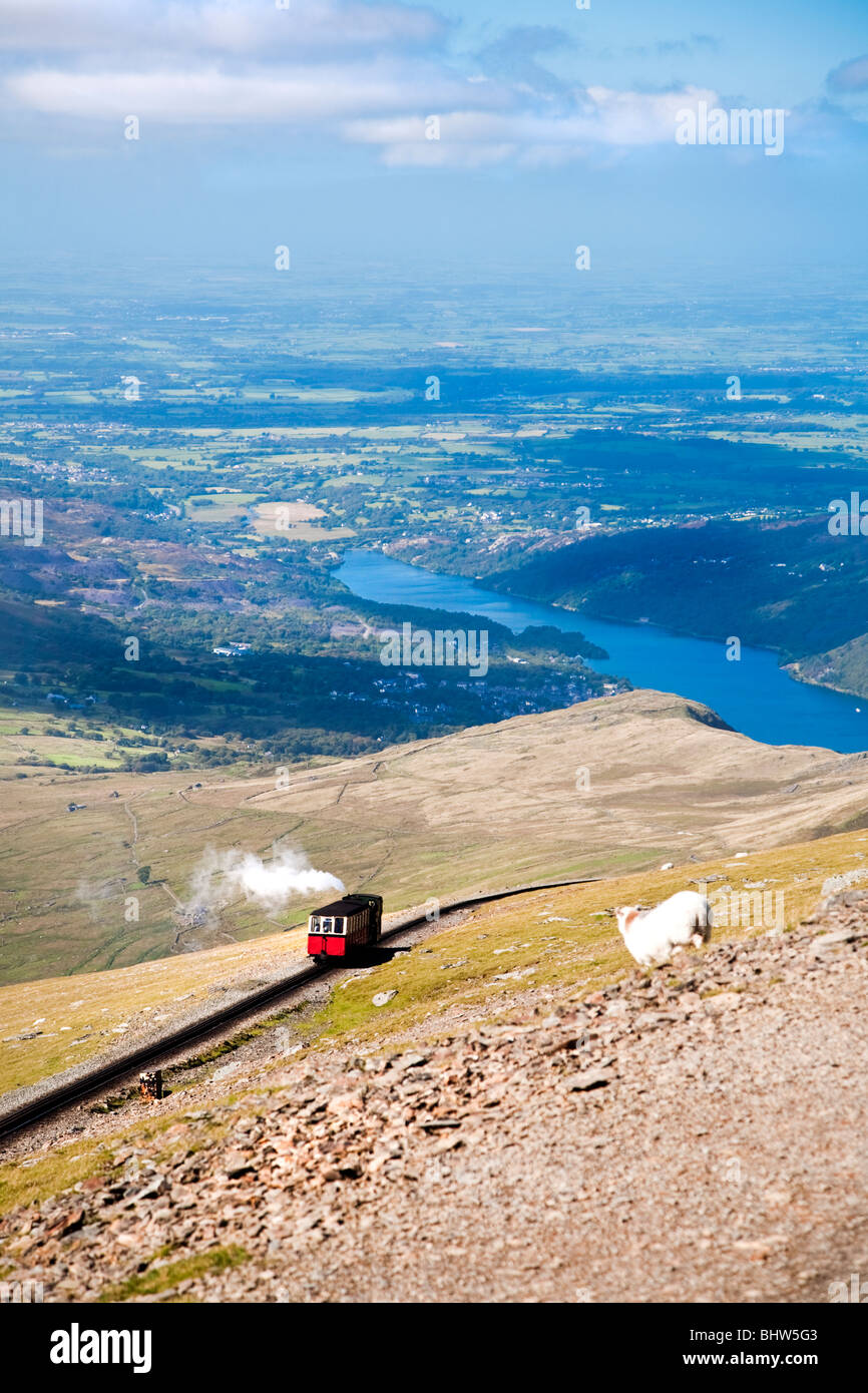 Snowdon railway hi-res stock photography and images - Alamy