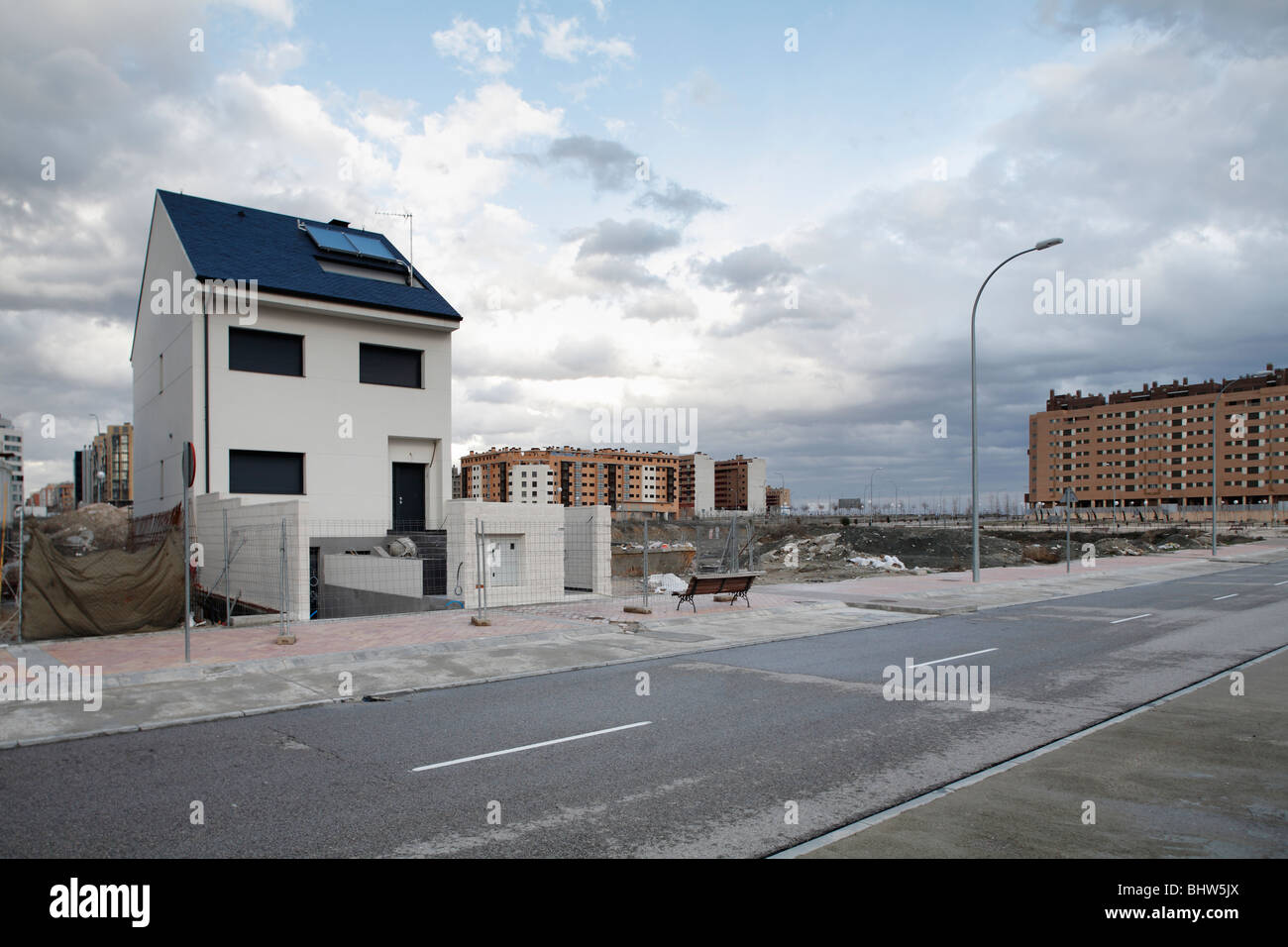 Unsold housing hi-res stock photography and images - Alamy