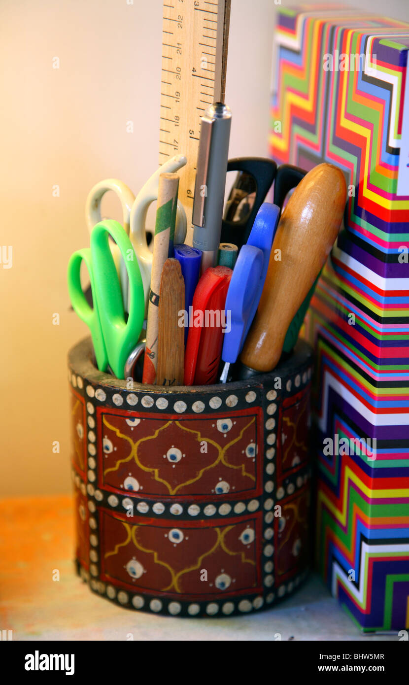 Pencil pot hi-res stock photography and images - Alamy
