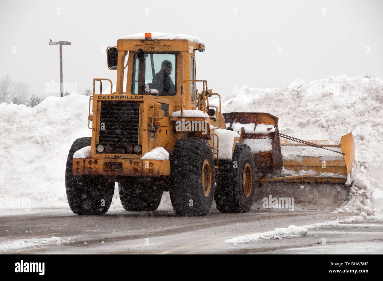 Snow removal hi-res stock photography and images - Alamy