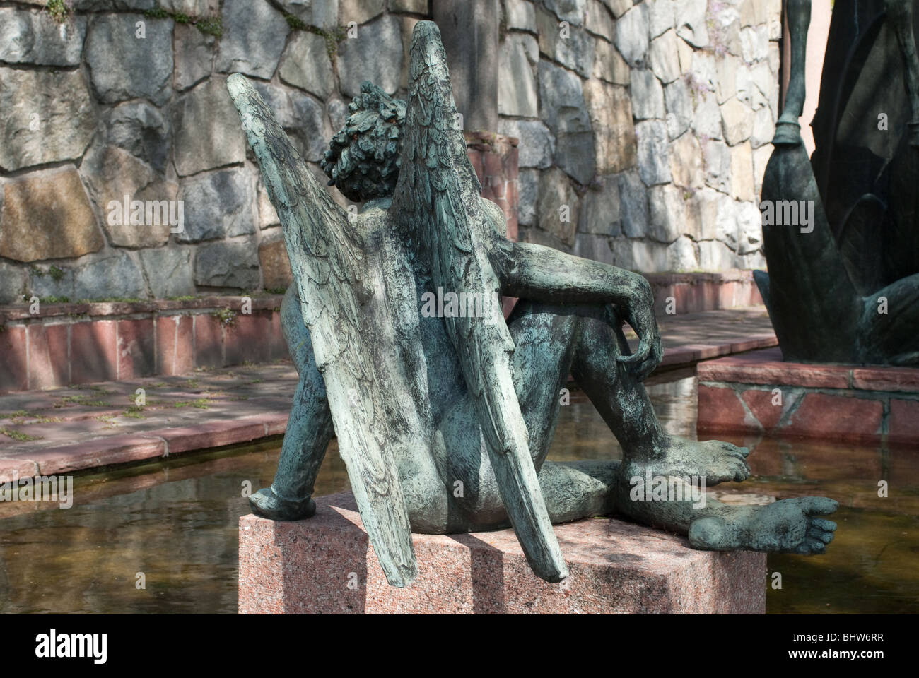 Sitting angel hi-res stock photography and images - Alamy