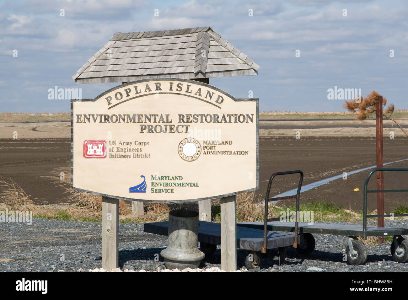 Greeting Sign at Poplar Island Stock Photo - Alamy