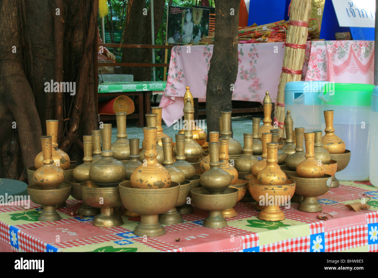 Brass Buddhist vases, Bangkok, Thailand Stock Photo - Alamy