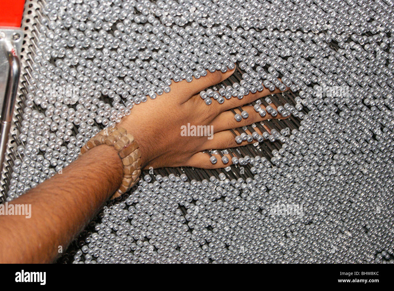 Pinhole diffraction hi-res stock photography and images - Alamy