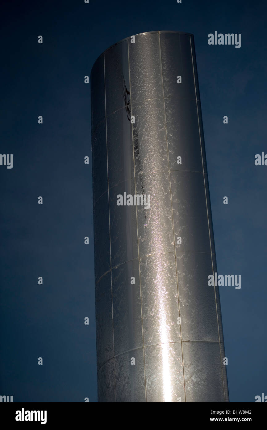 water feature Cardiff Bay Wales UK Stock Photo - Alamy