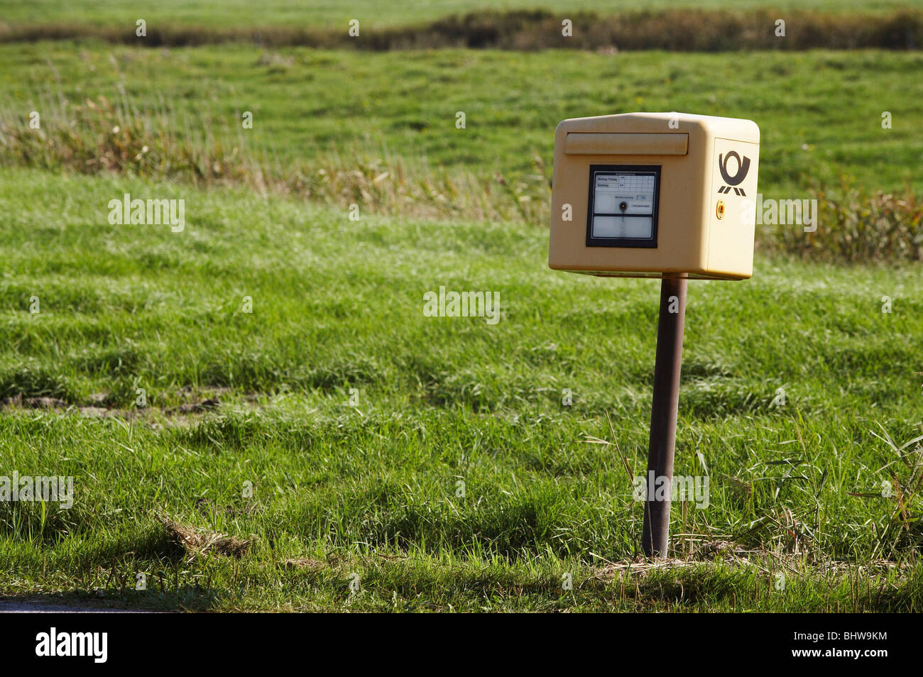 German letterbox hi-res stock photography and images - Alamy