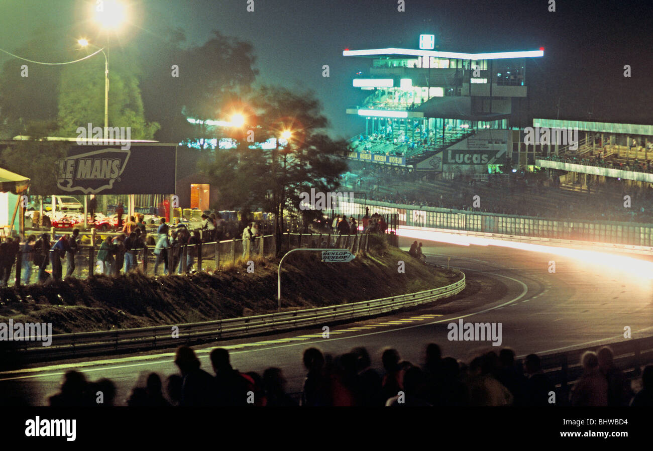 Le mans night hi-res stock photography and images - Alamy
