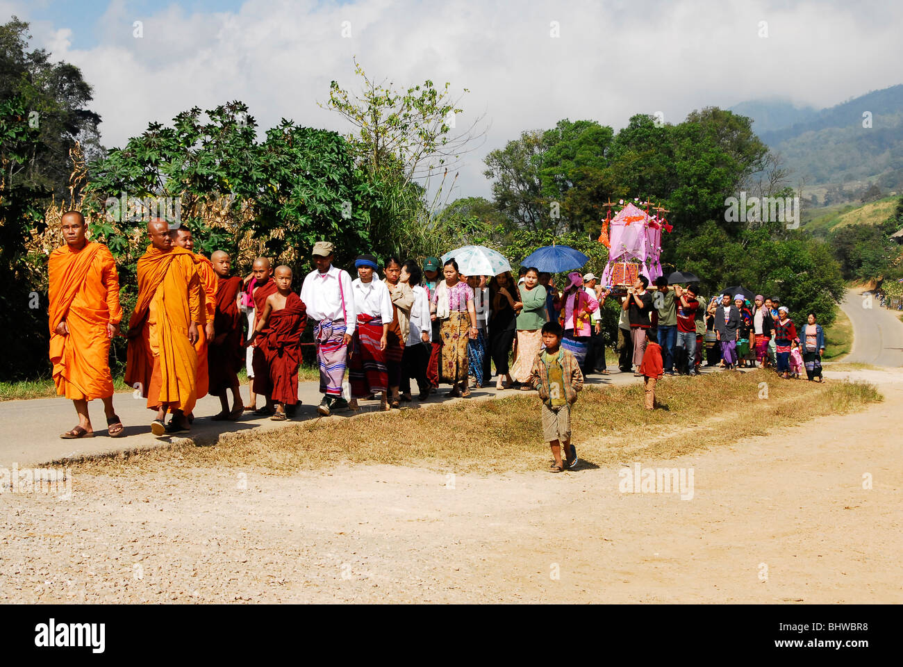 Buddhist funeral myanmar hi-res stock photography and images - Alamy