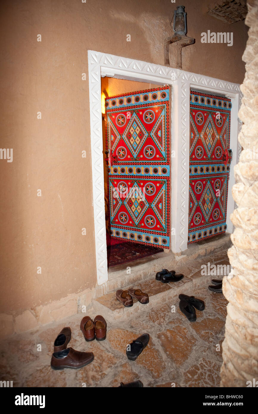 Traditional Saudi Arabian restaurant Riyadh Arabia Stock Photo - Alamy