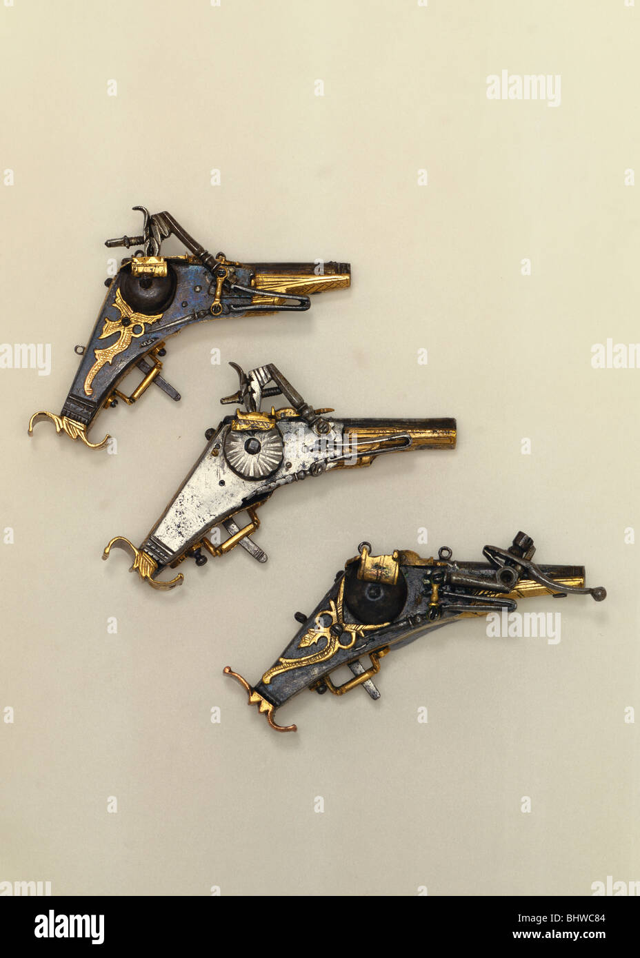 16th century weapons hi-res stock photography and images - Alamy