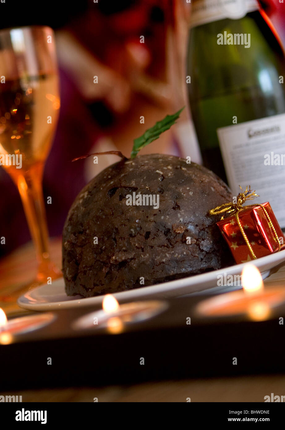 Traditional christmas pudding hi-res stock photography and images - Alamy