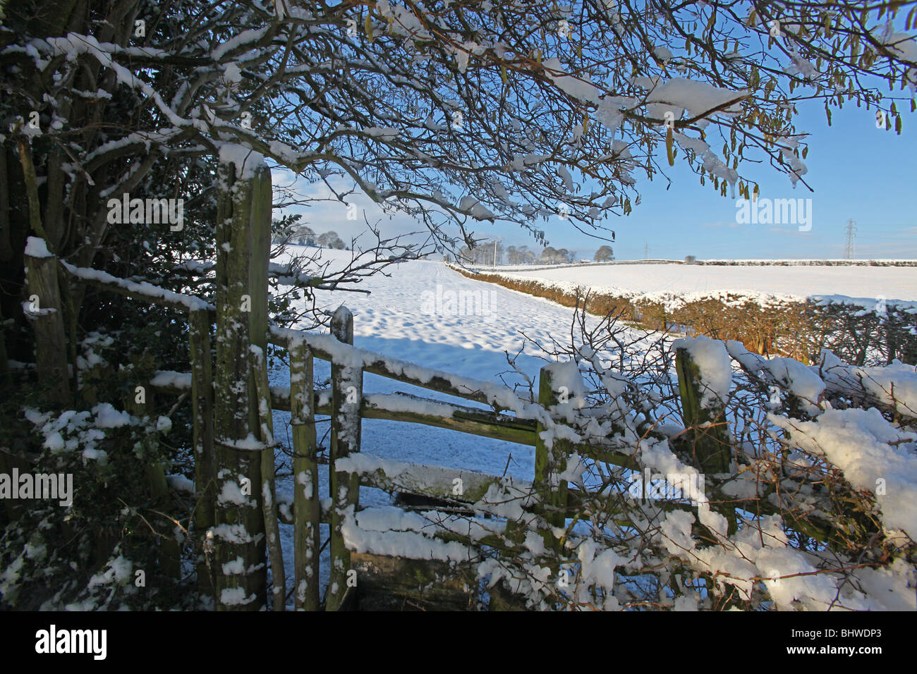 Snow covered scene in Worcestershire Stock Photo - Alamy