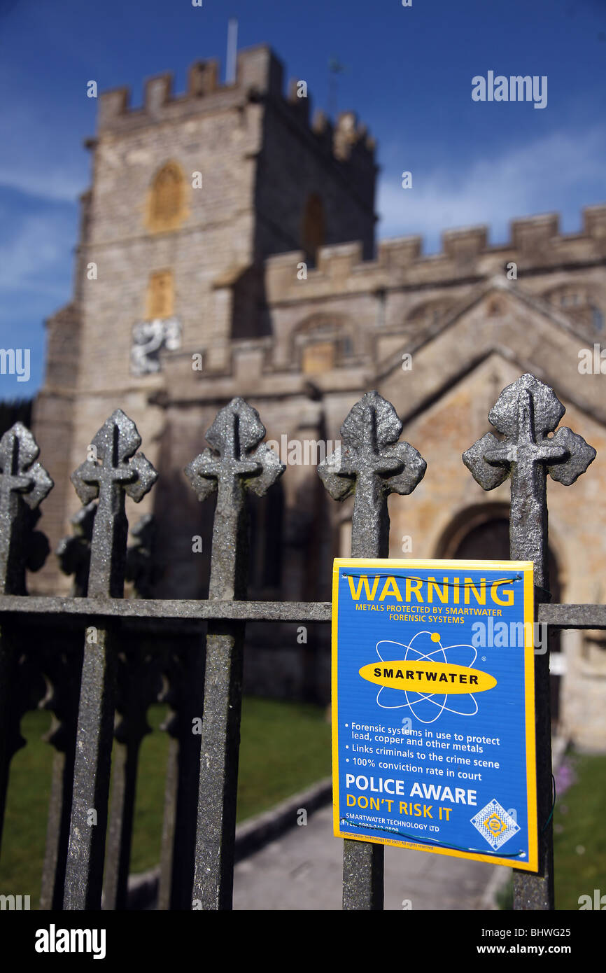 Smartwater sign hi-res stock photography and images - Alamy