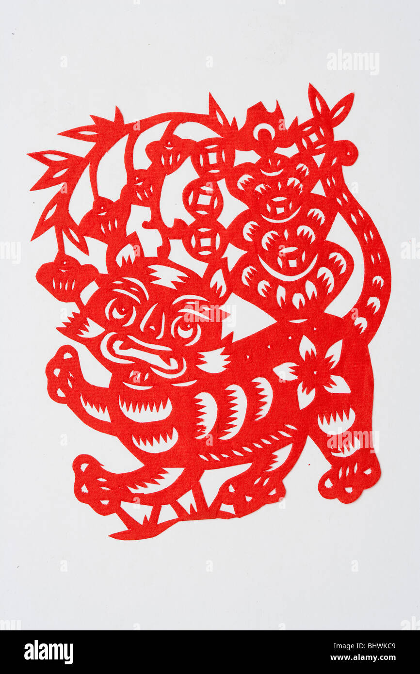 Chinese paper cutting art hi-res stock photography and images - Alamy