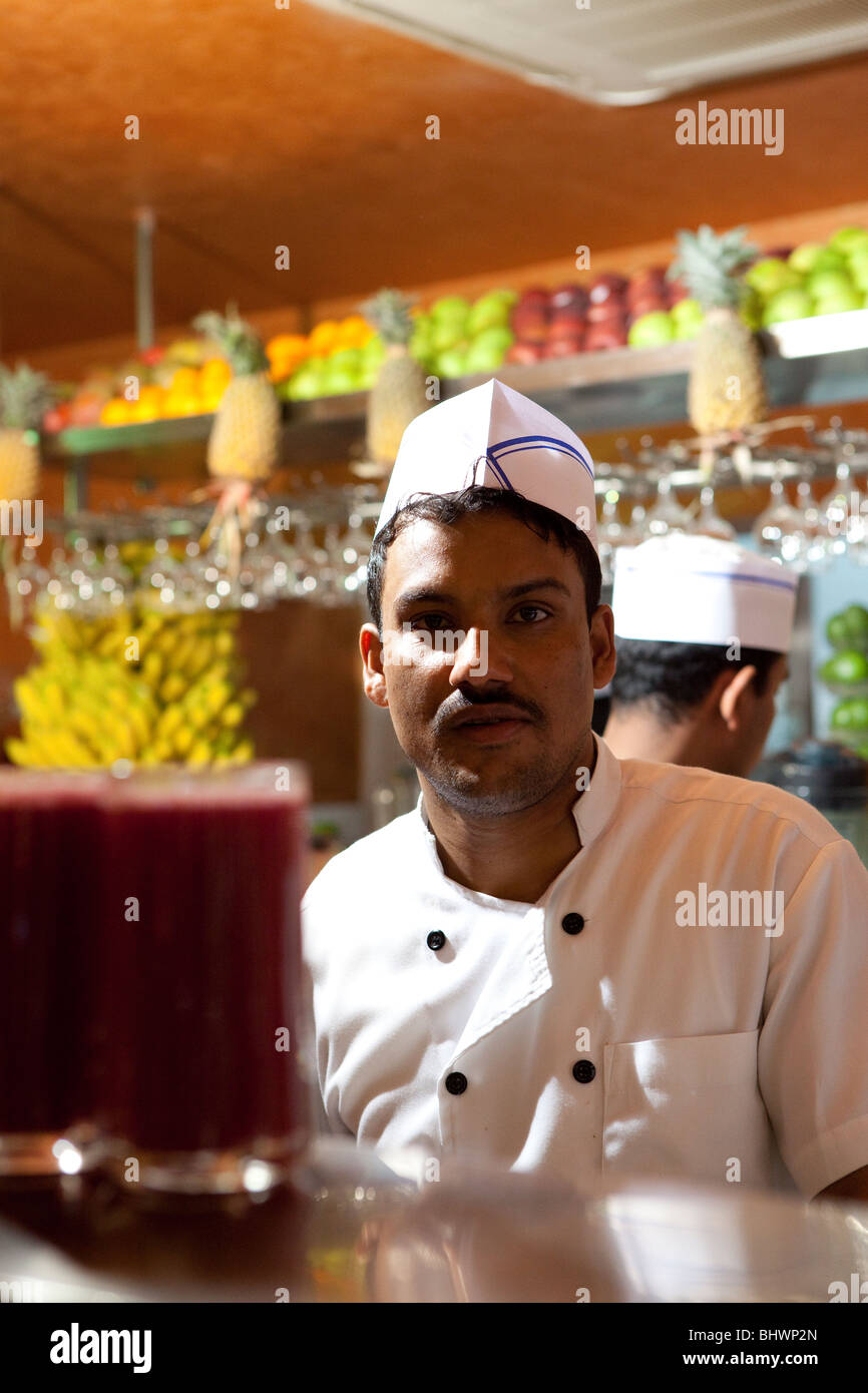 Fast food restaurant Riyadh Saudi Arabia Stock Photo - Alamy