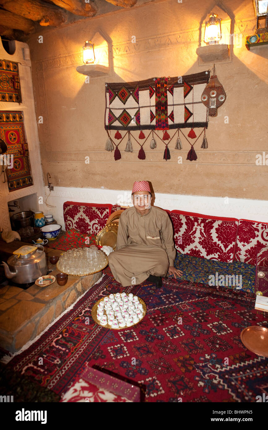 Traditional Saudi Arabian restaurant Riyadh Arabia Stock Photo - Alamy