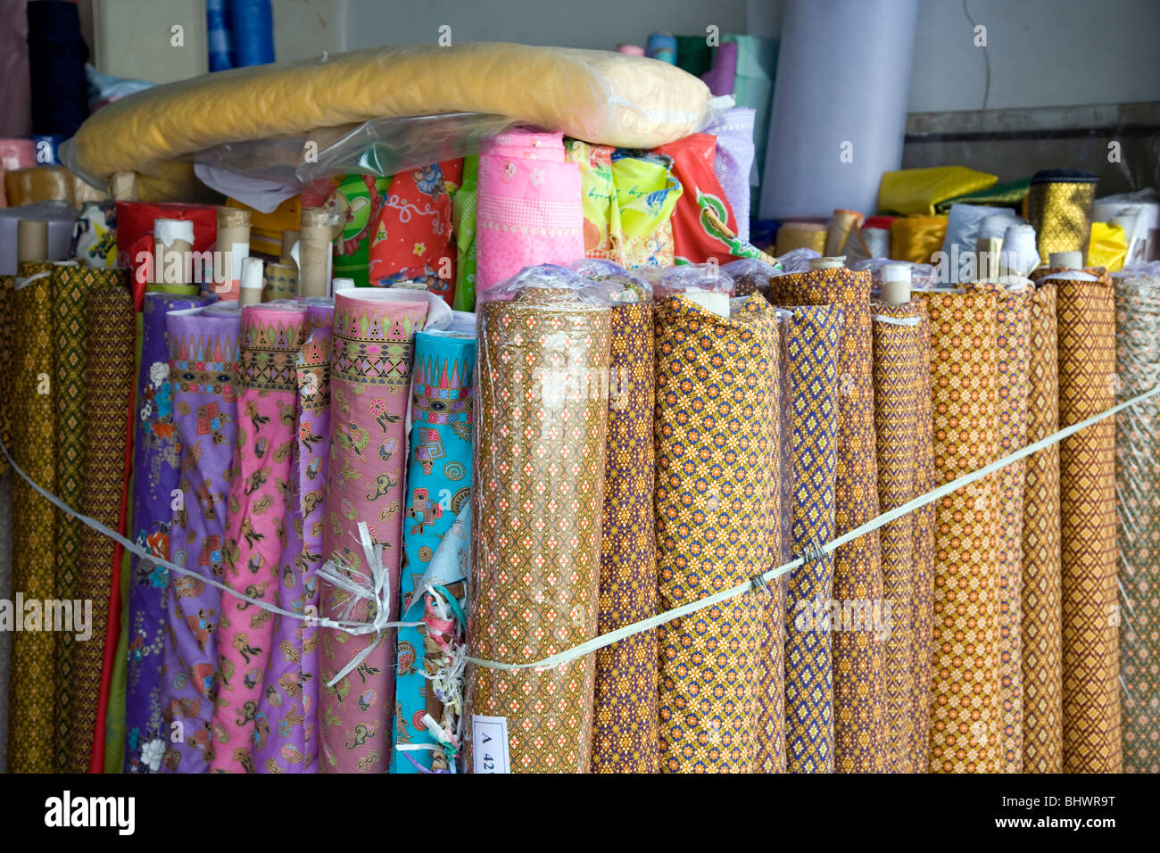 Fabric display rolls of fabric hi-res stock photography and images - Alamy