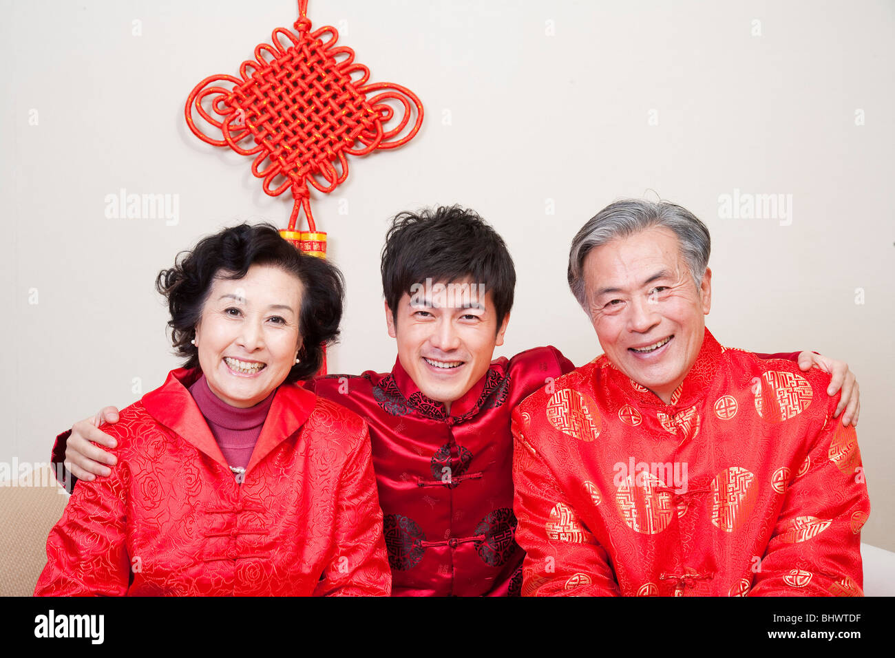 Family life with traditional Chinese style Stock Photo - Alamy