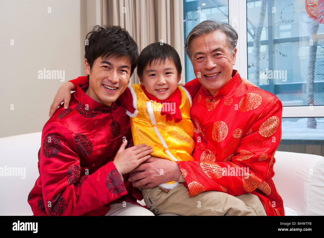 Family life with traditional Chinese style Stock Photo - Alamy