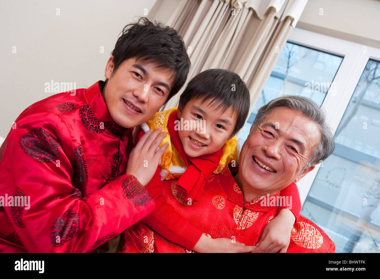 Family life with traditional Chinese style Stock Photo - Alamy
