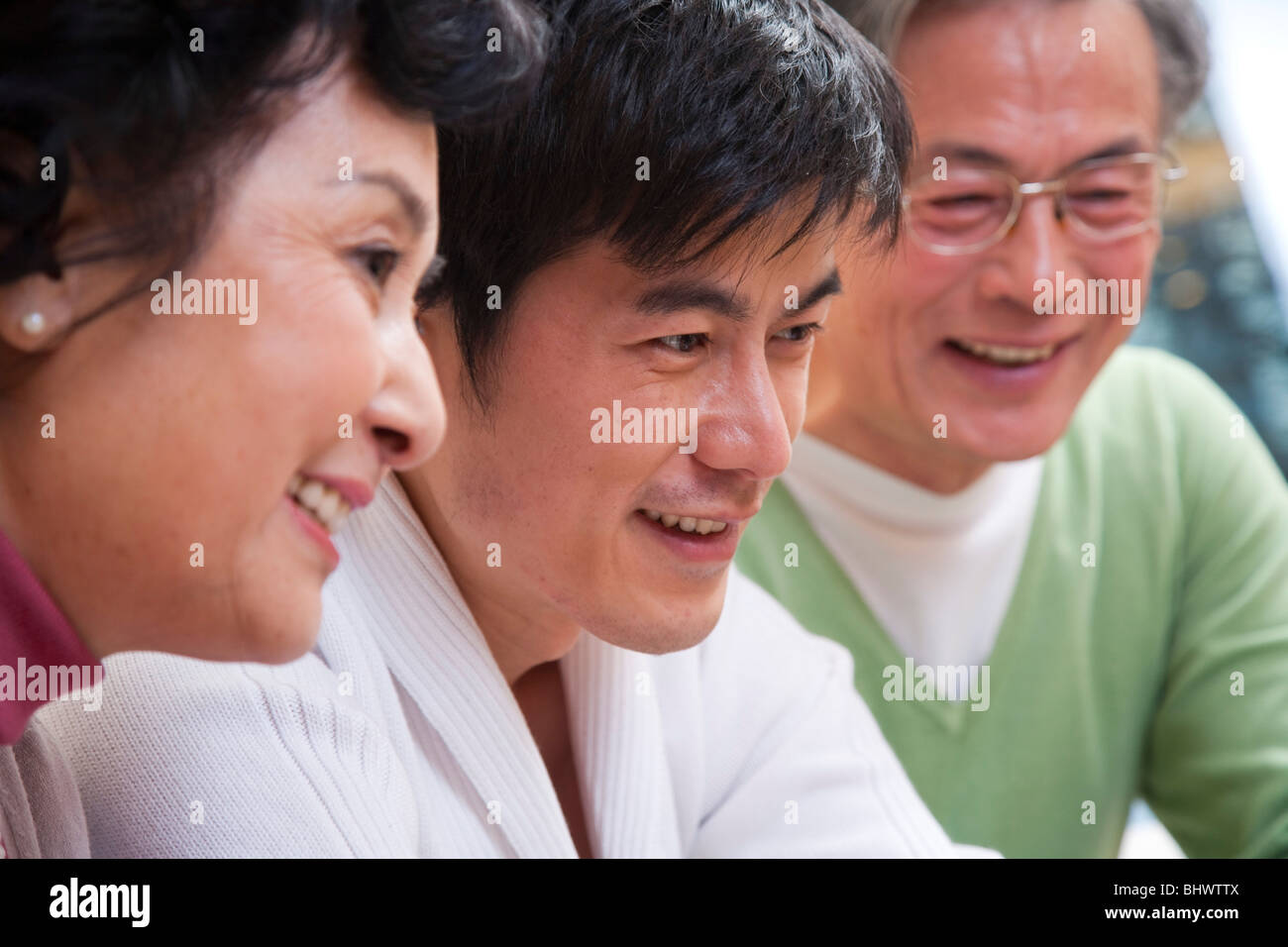 Family life with traditional Chinese style Stock Photo - Alamy