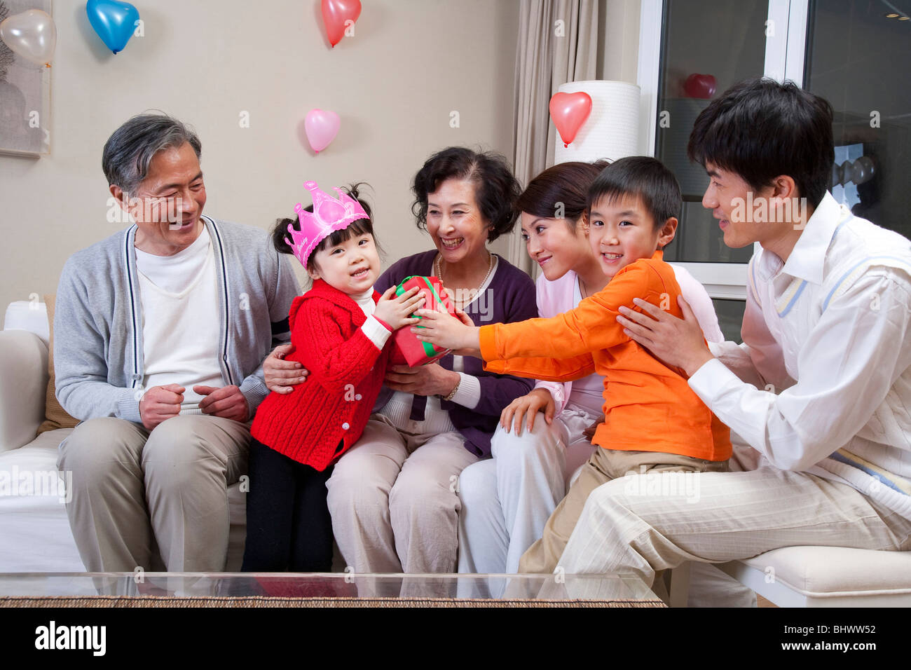 Family life with traditional Chinese style Stock Photo - Alamy