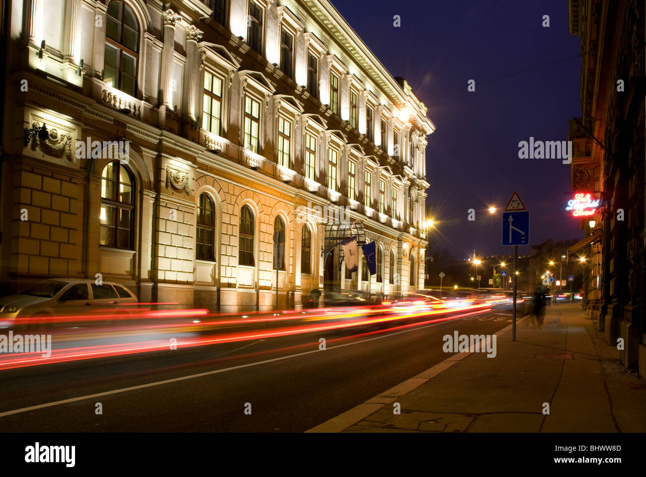 Traffic lights in budapest hi-res stock photography and images - Alamy