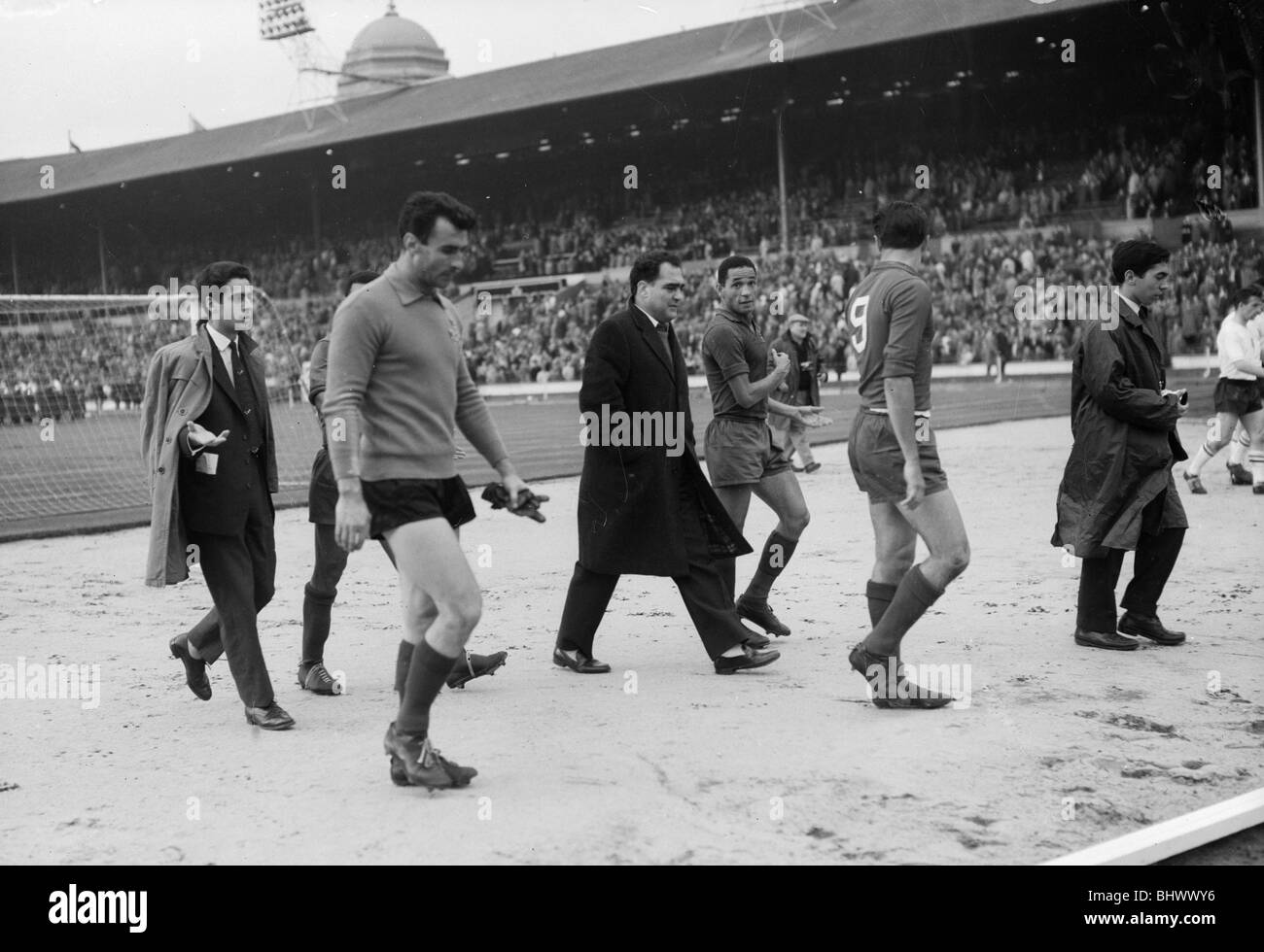 1962 world cup football england hi-res stock photography and images - Alamy