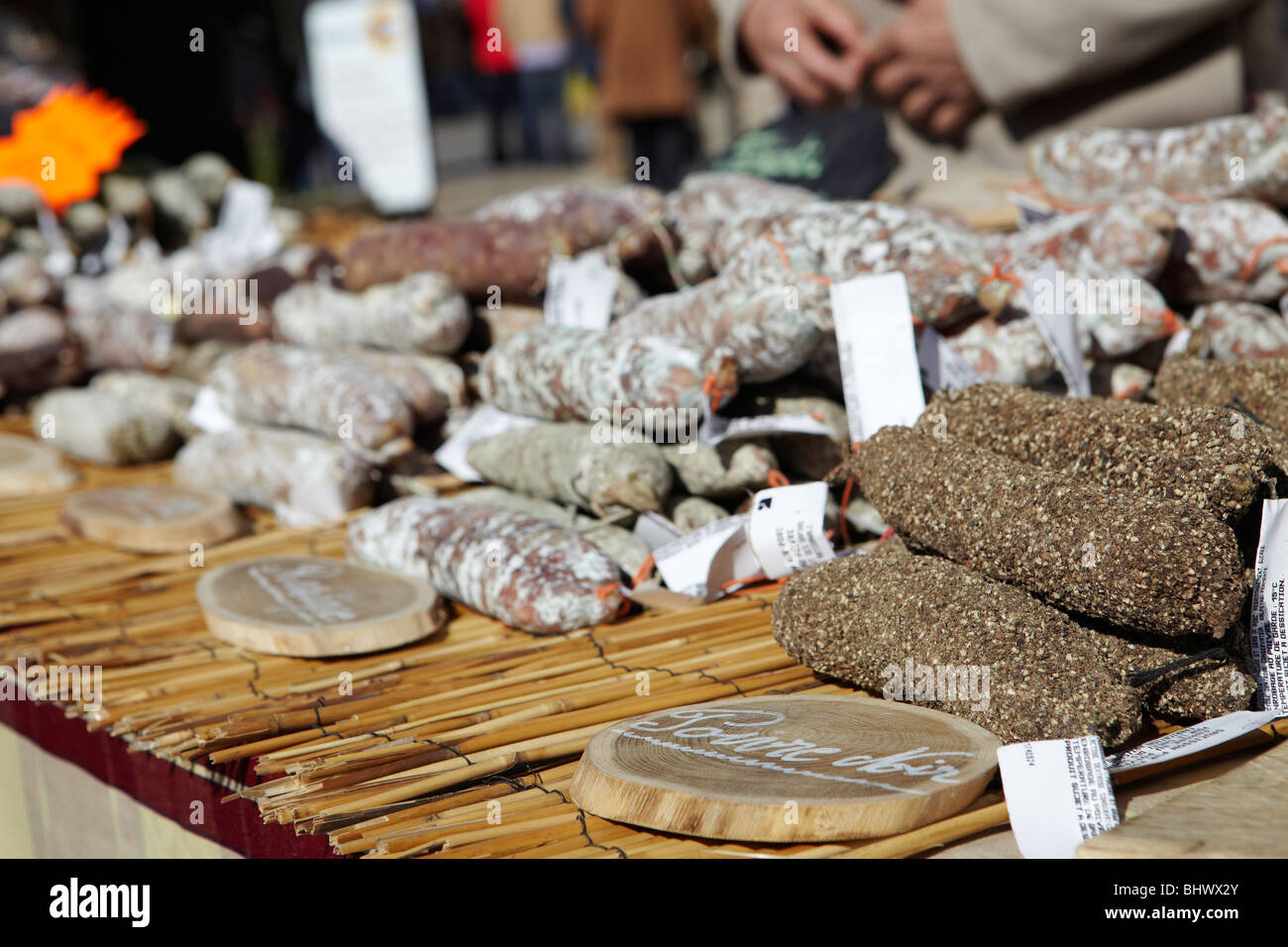 Burgundy market tour hi-res stock photography and images - Alamy