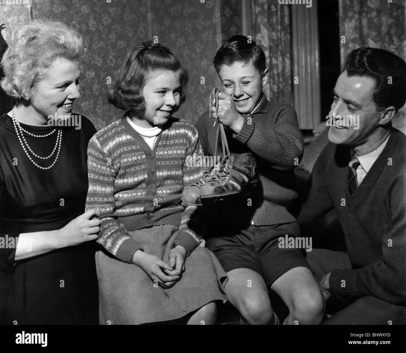 Newcastles Bobby Mitchell at home with family, son Alan with football ...