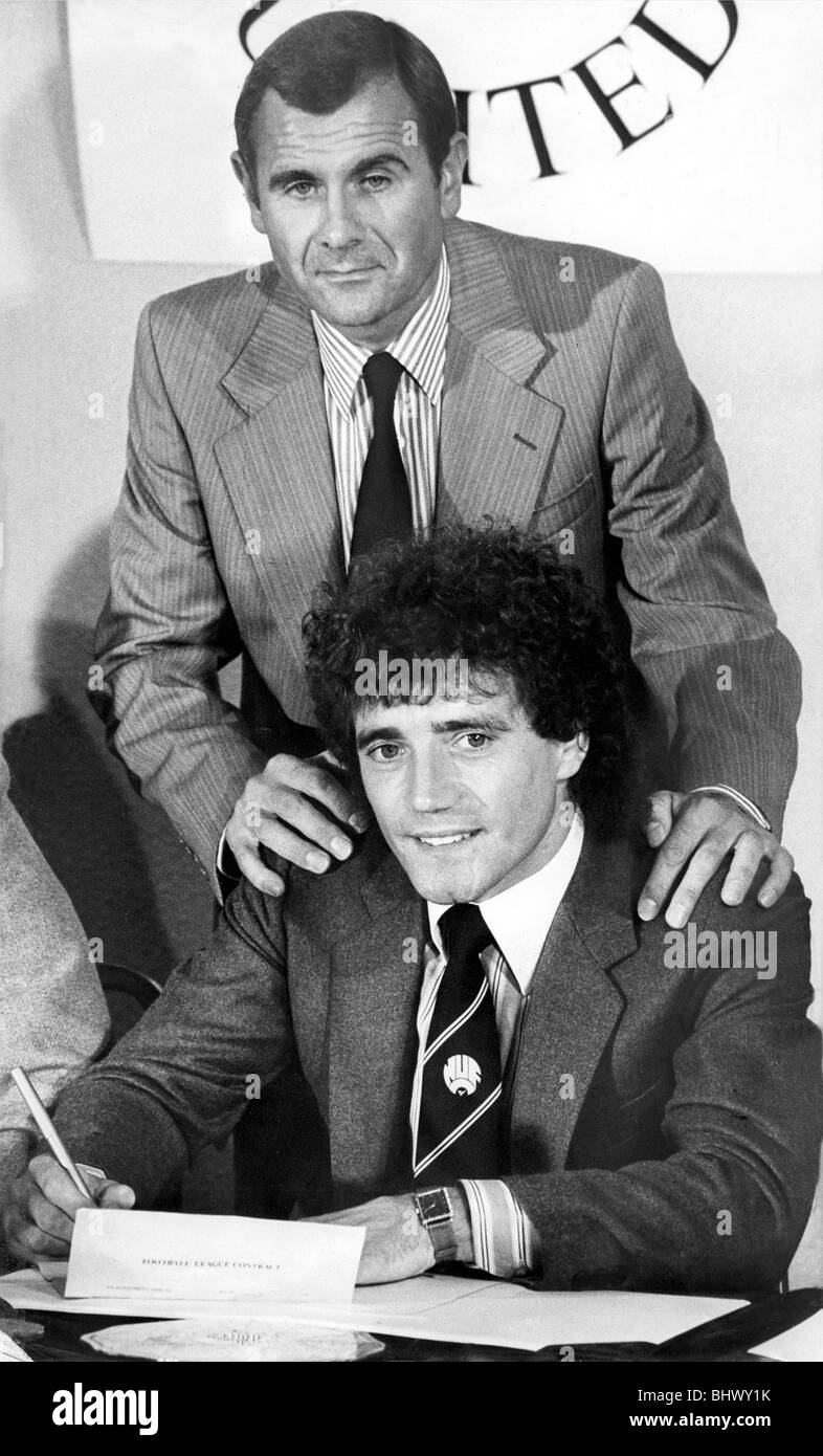 Ground tie hi-res stock photography and images - Alamy