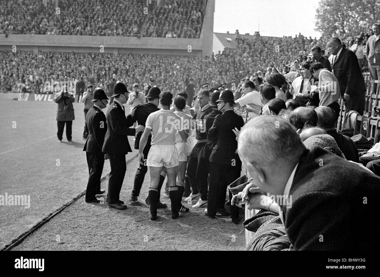 World cup 1966 west germany v uruguay hi-res stock photography and ...