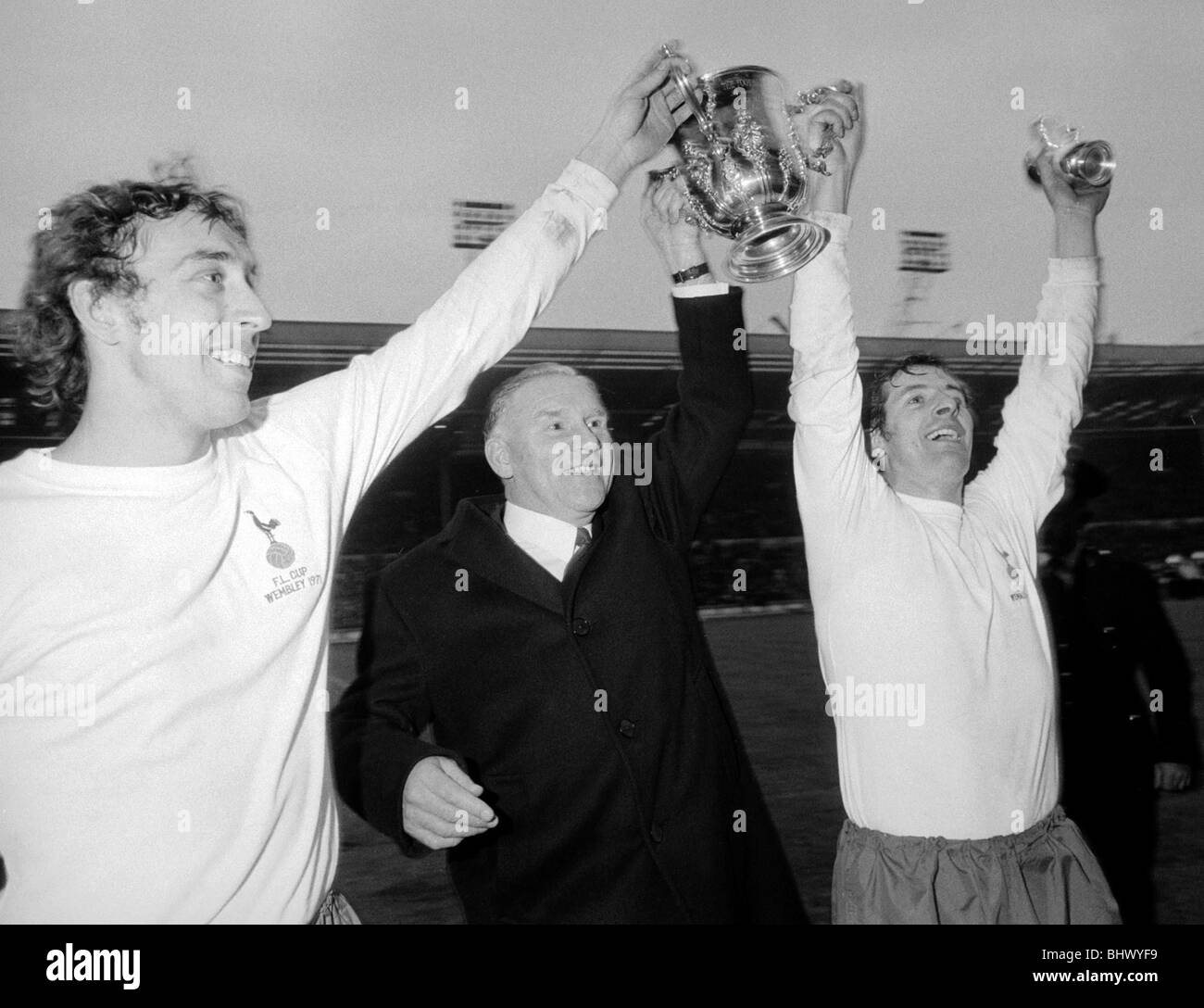 Alan mullery tottenham hotspur hi-res stock photography and images - Alamy