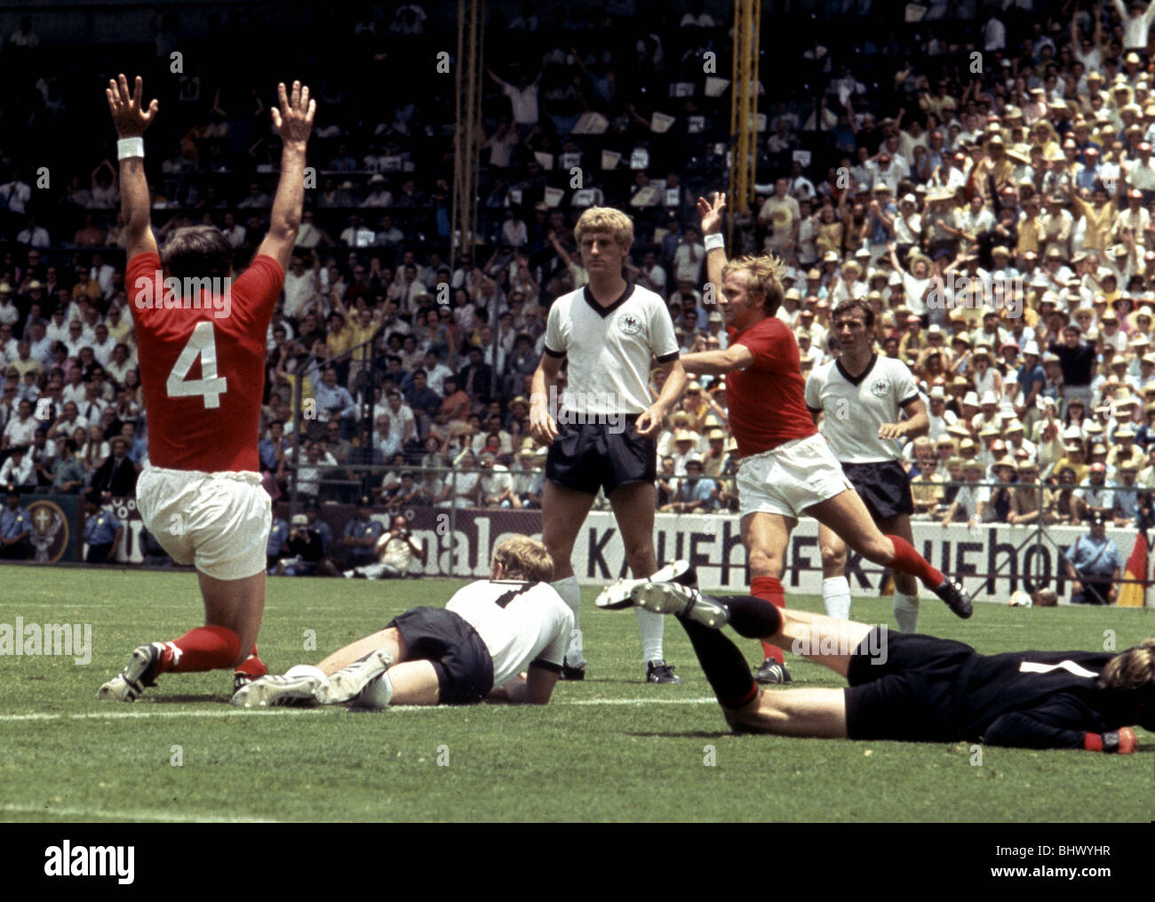 1970 world cup final celebrations hi-res stock photography and images ...