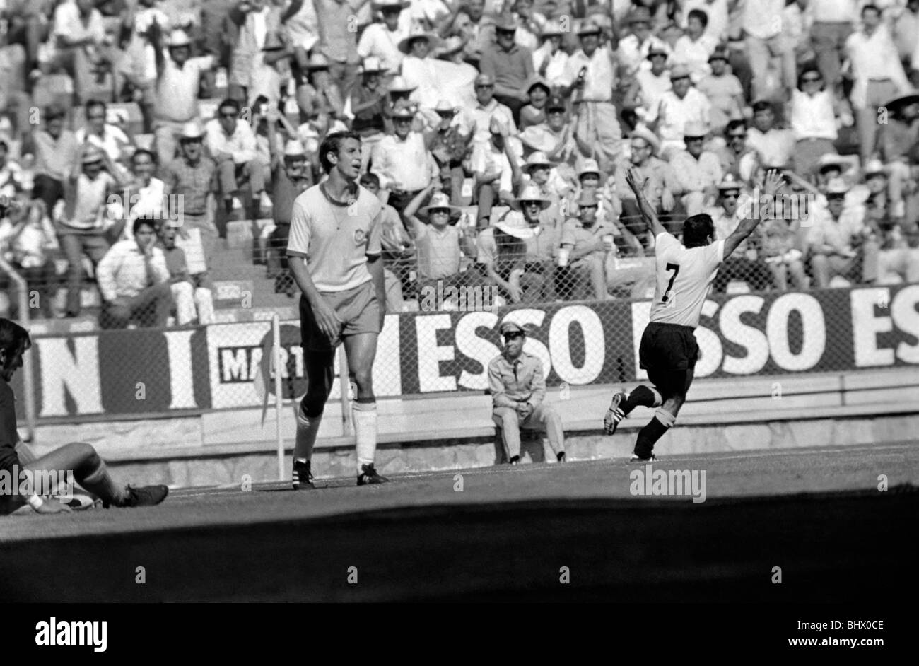 World cup final 1970 brazil hi-res stock photography and images - Alamy