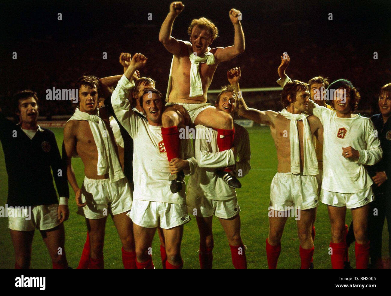 Billy bremner 1973 hi-res stock photography and images - Alamy