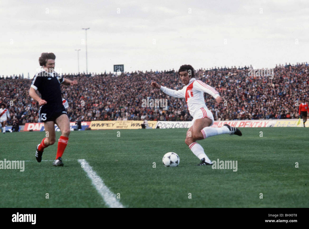 Stuart Kennedy Scotland (Left) football World Cup 1978 Scotland 1 Stock ...