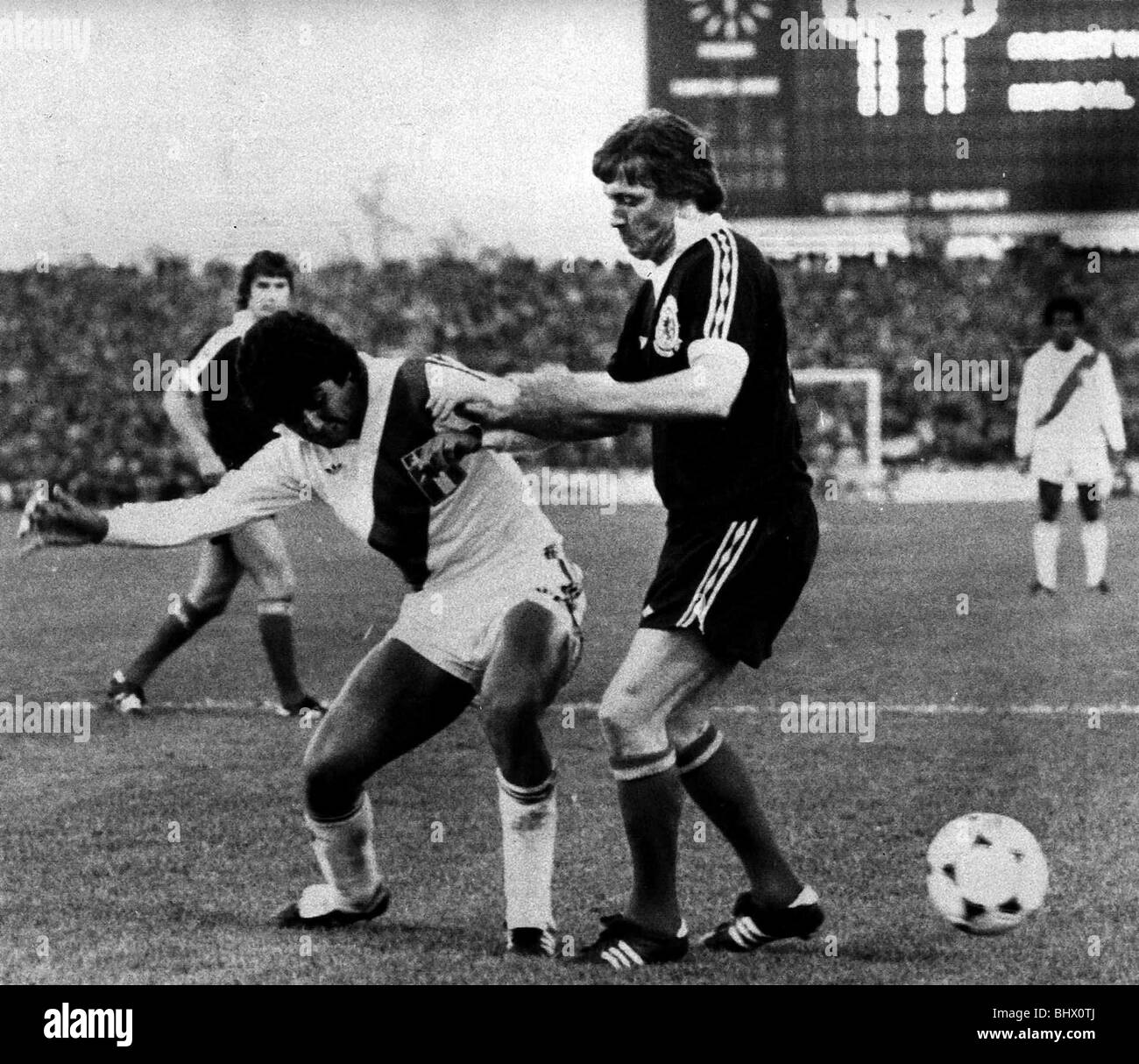 Football World Cup 1978 Peru 3 Scotland 1 Willie Johnston (Right) in ...