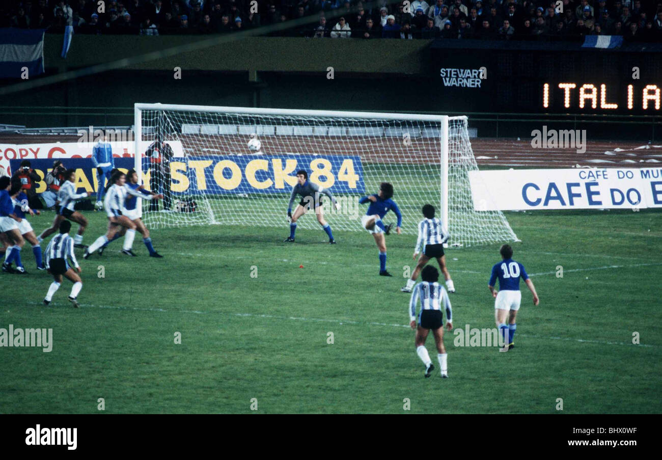Argentina v Italy World Cup 1978 football Dino Zoff goalkeeper Stock ...