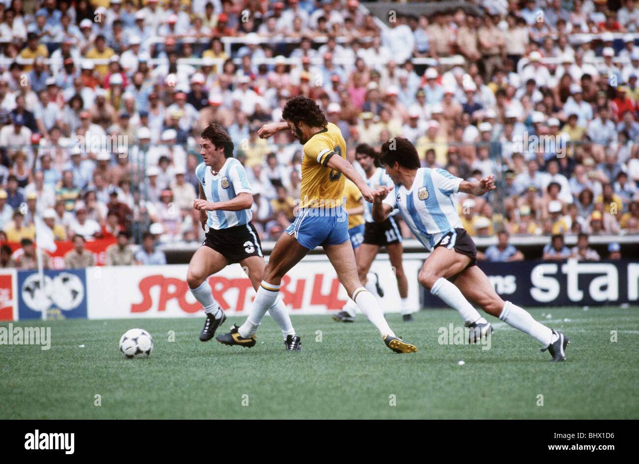 Argentina v Brazil 1982 World cup match Socrates tries to get a foot in ...
