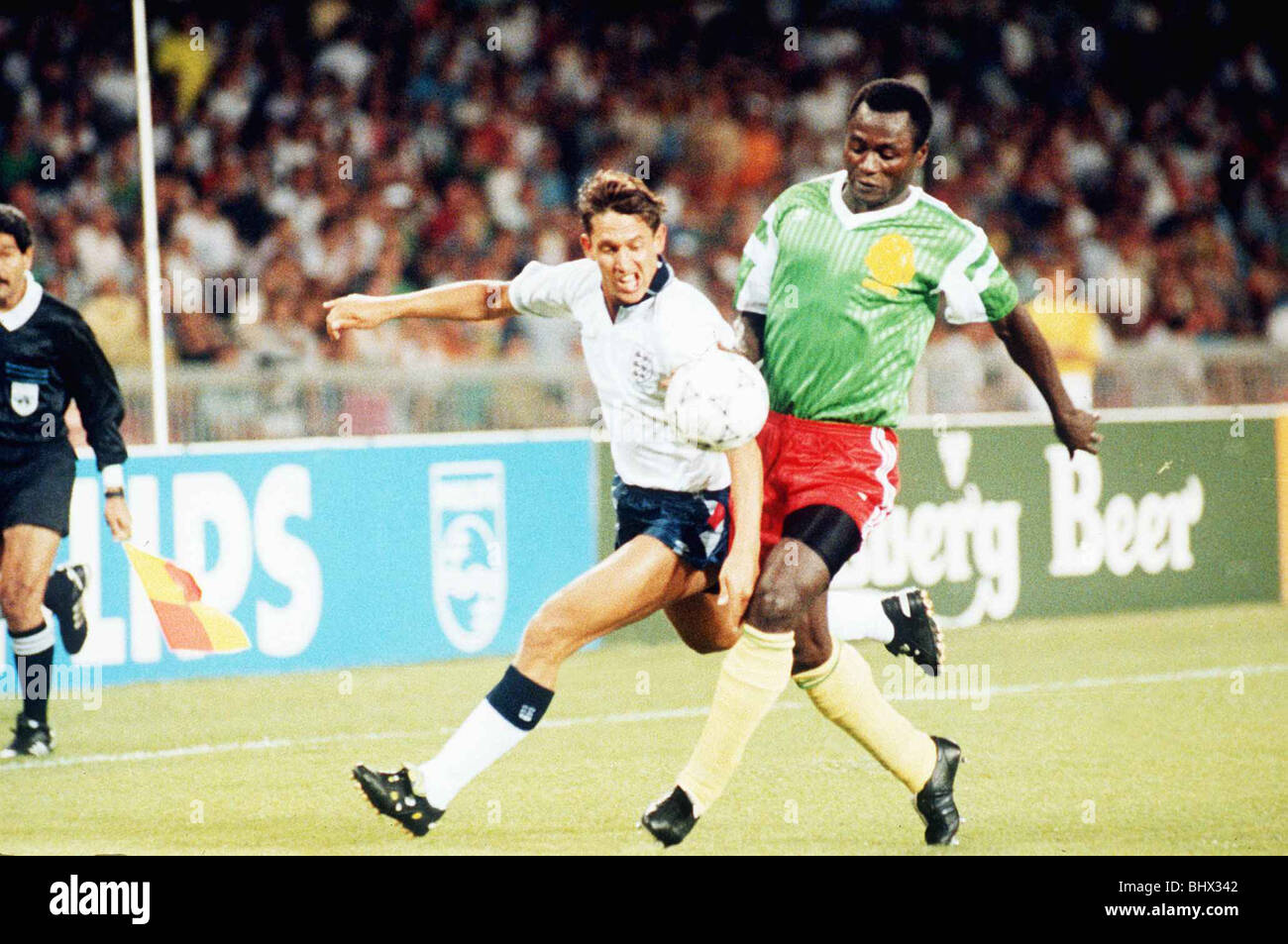 1990 world cup ball hi-res stock photography and images - Alamy